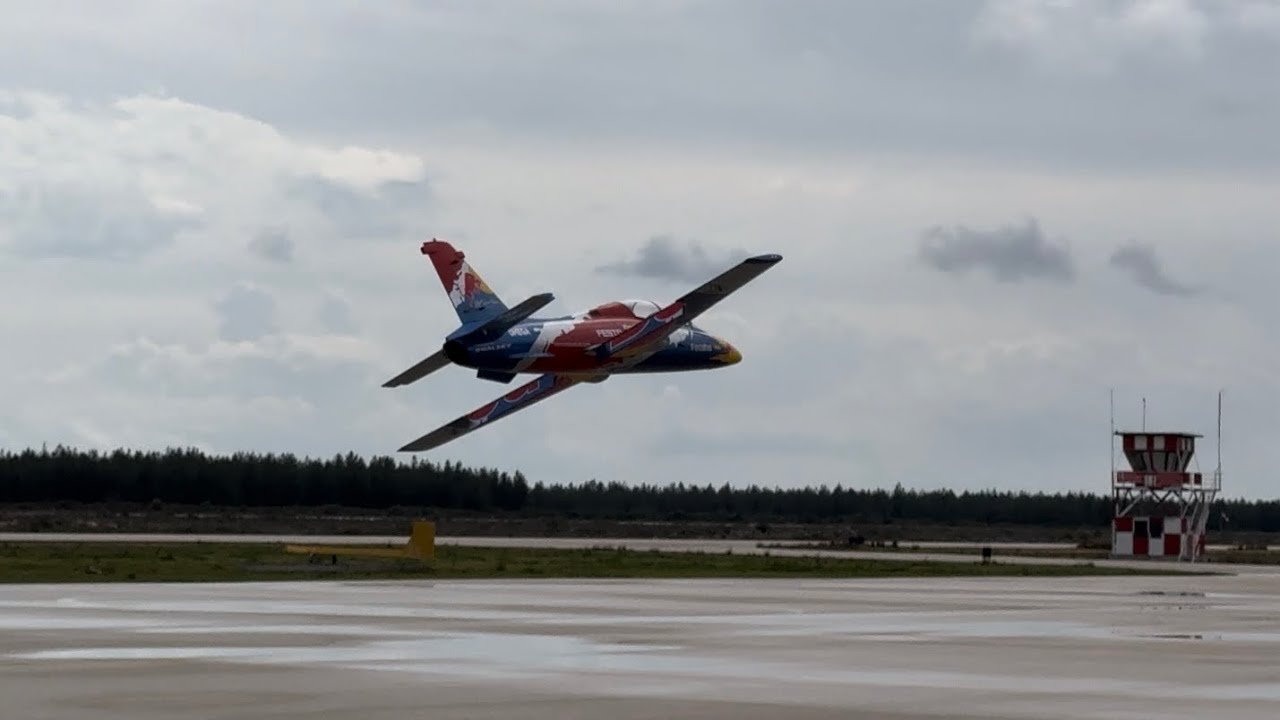 Omega Aircraft MB 339 1:3,65 Sport Scale JET / Turkiye - YouTube