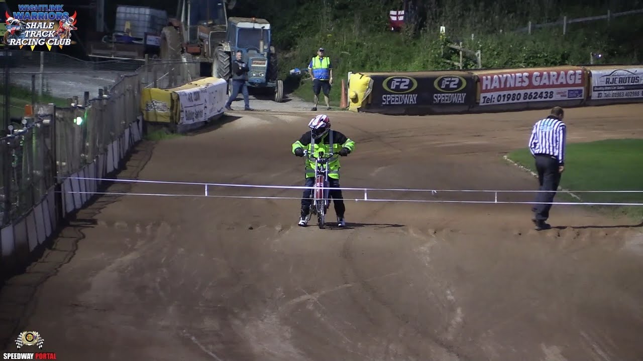 Bruce Cribb Ice Bike Ride & Interviews : Isle of Wight : 12/08/2021 ...