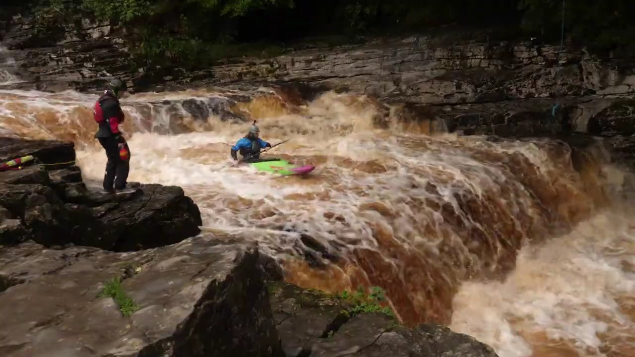 Stainforth Force, River Ribble - YouTube