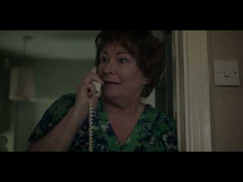 Maxine 2022 S01E03