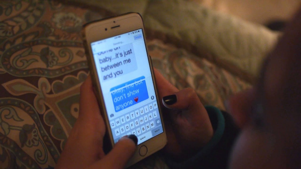 Sexting Dangers - YouTube