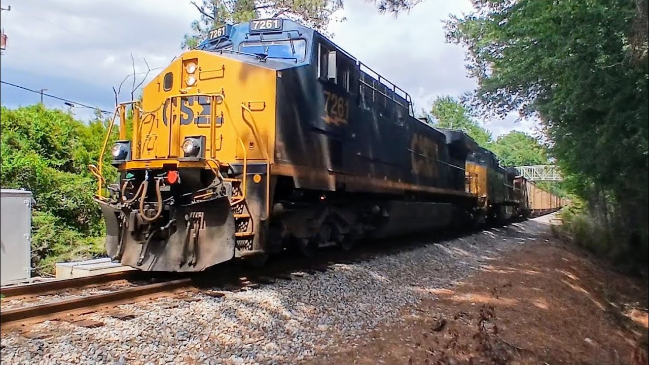 CSXT 7261 leads CSX E321 at Riverbank Zoo Columbia SC on the CSX CN&L Subdivision - YouTube