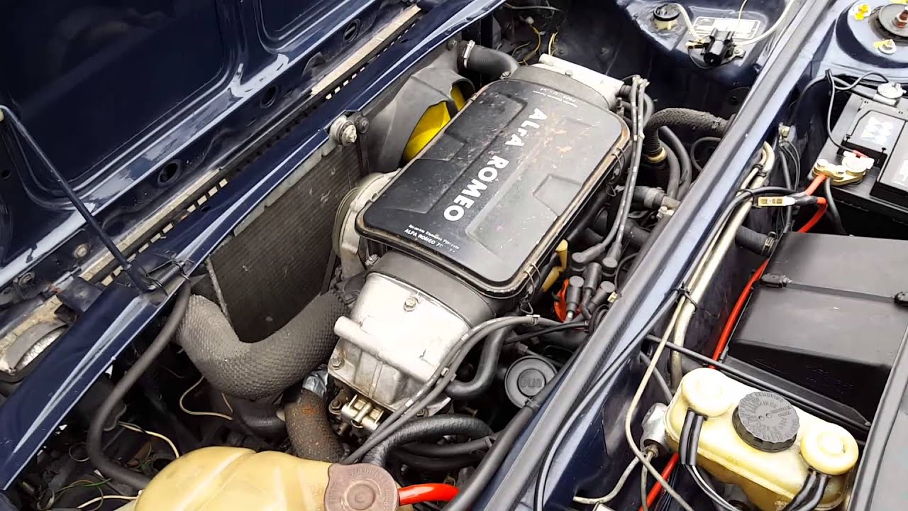 Alfa Romeo Alfasud Sprint (moteur) - YouTube