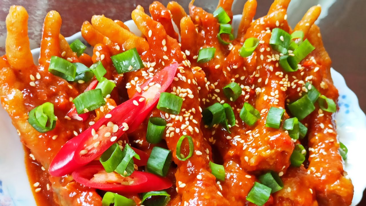 Maeun DakBal 매운 발 (Ceker Pedas ala Korea) - YouTube