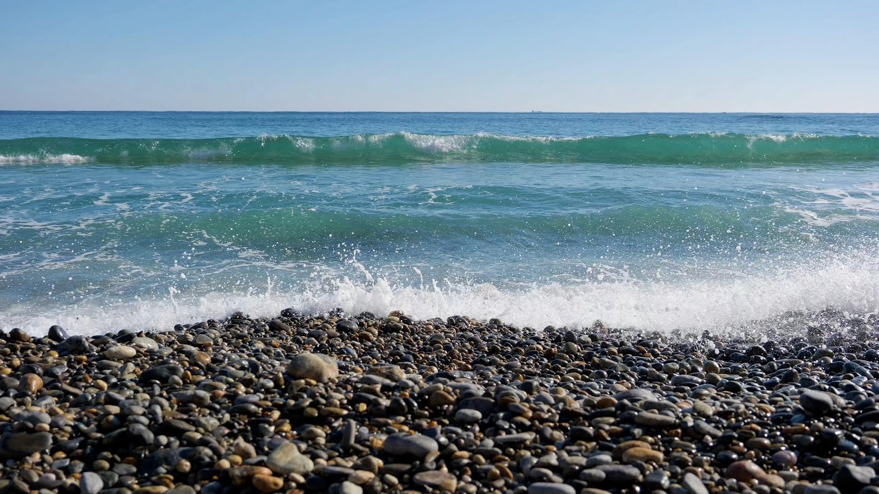 겨울바다 몽돌의 속삭임 | The soft symphony of winter pebbles - YouTube