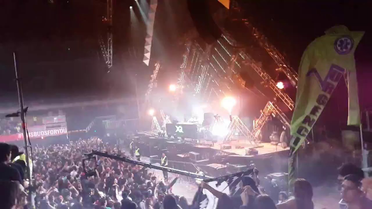 Xqlusive Chile - Max enforcer & Wildstylez - YouTube