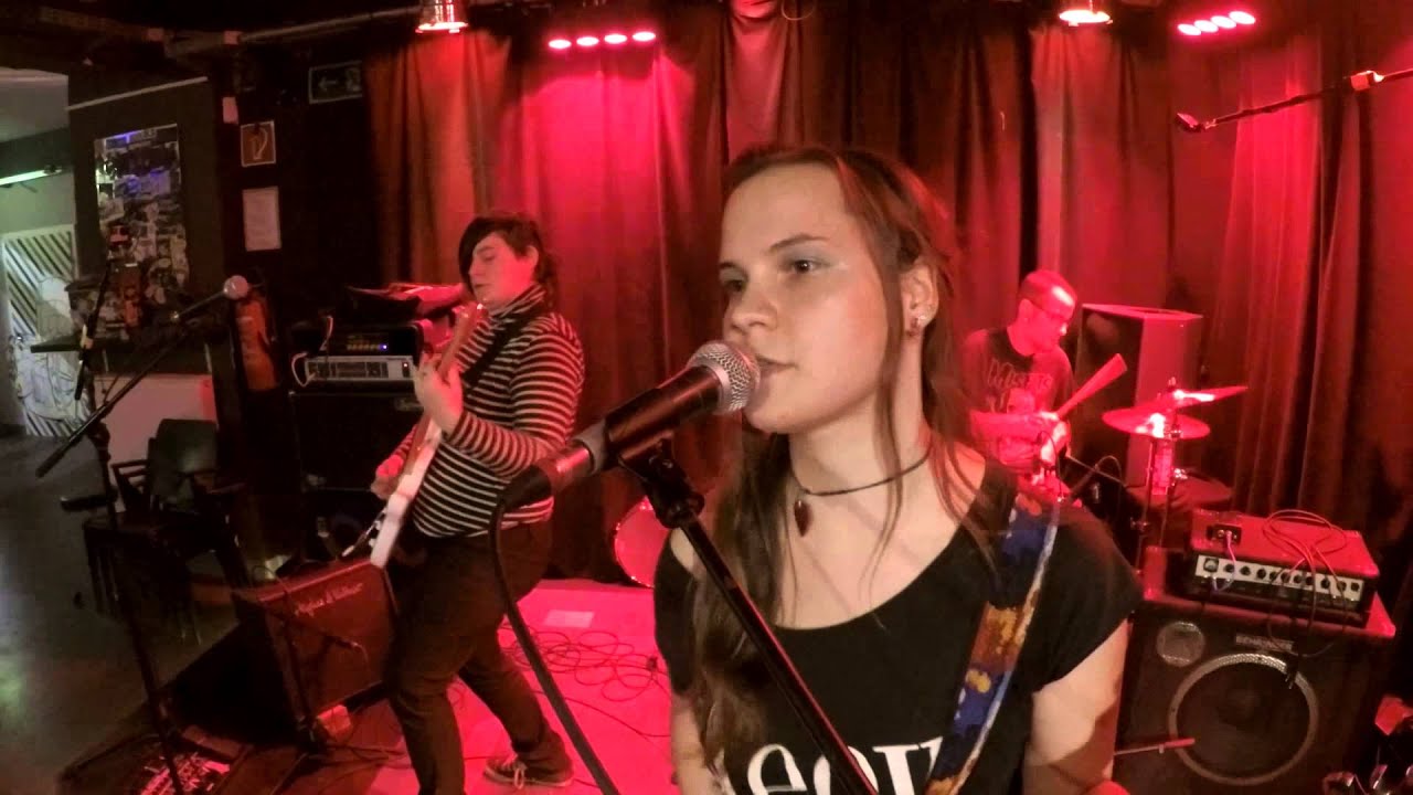 Stroppy Kitten - Burn your Papers / Concert Explosiv Graz - YouTube