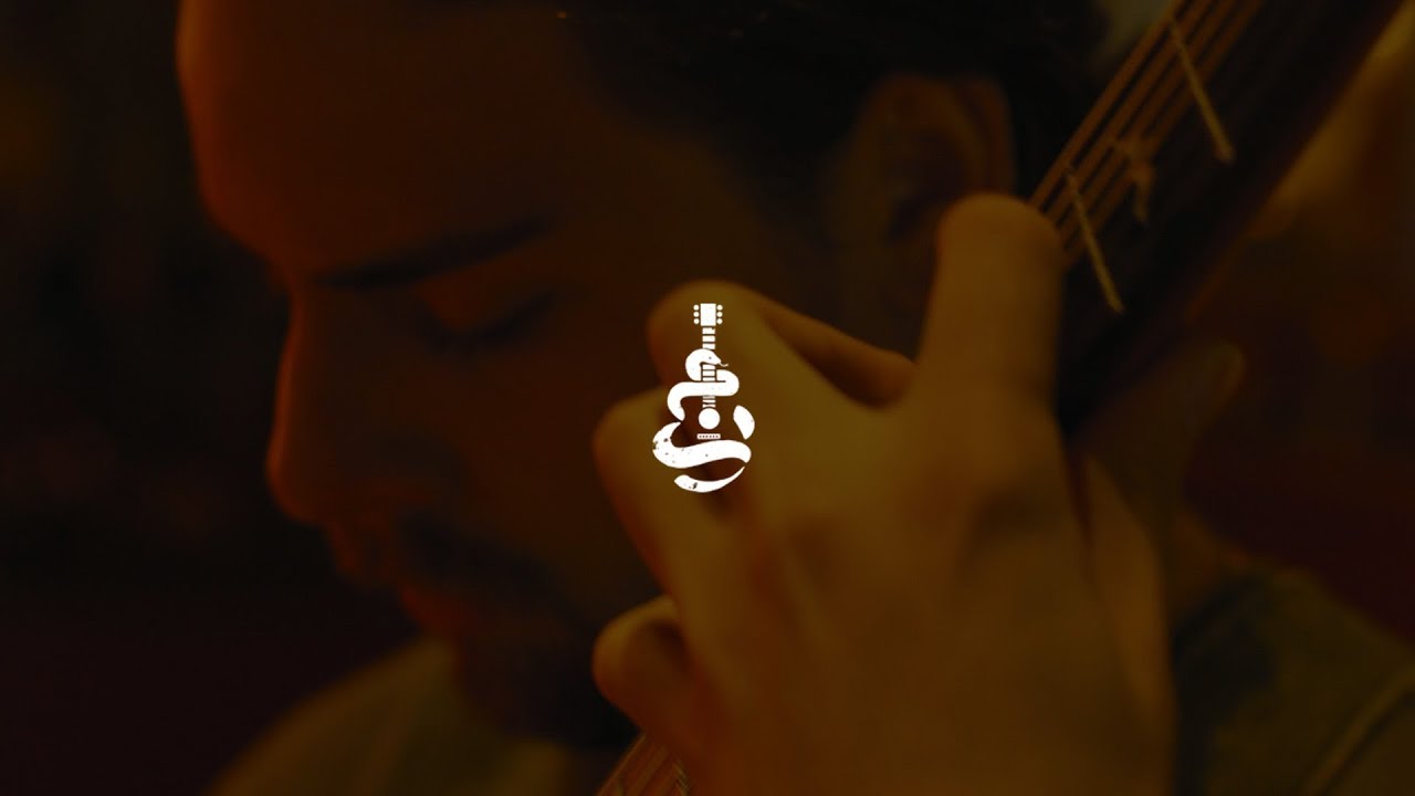 ADAM CROSSMAN - DUKKHA [FINGERSTYLE GUITAR] - YouTube