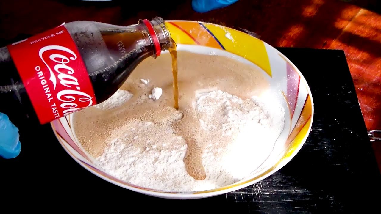 Just Pour Coca-Cola to the Flour and the Bread is read. New recipe very ...