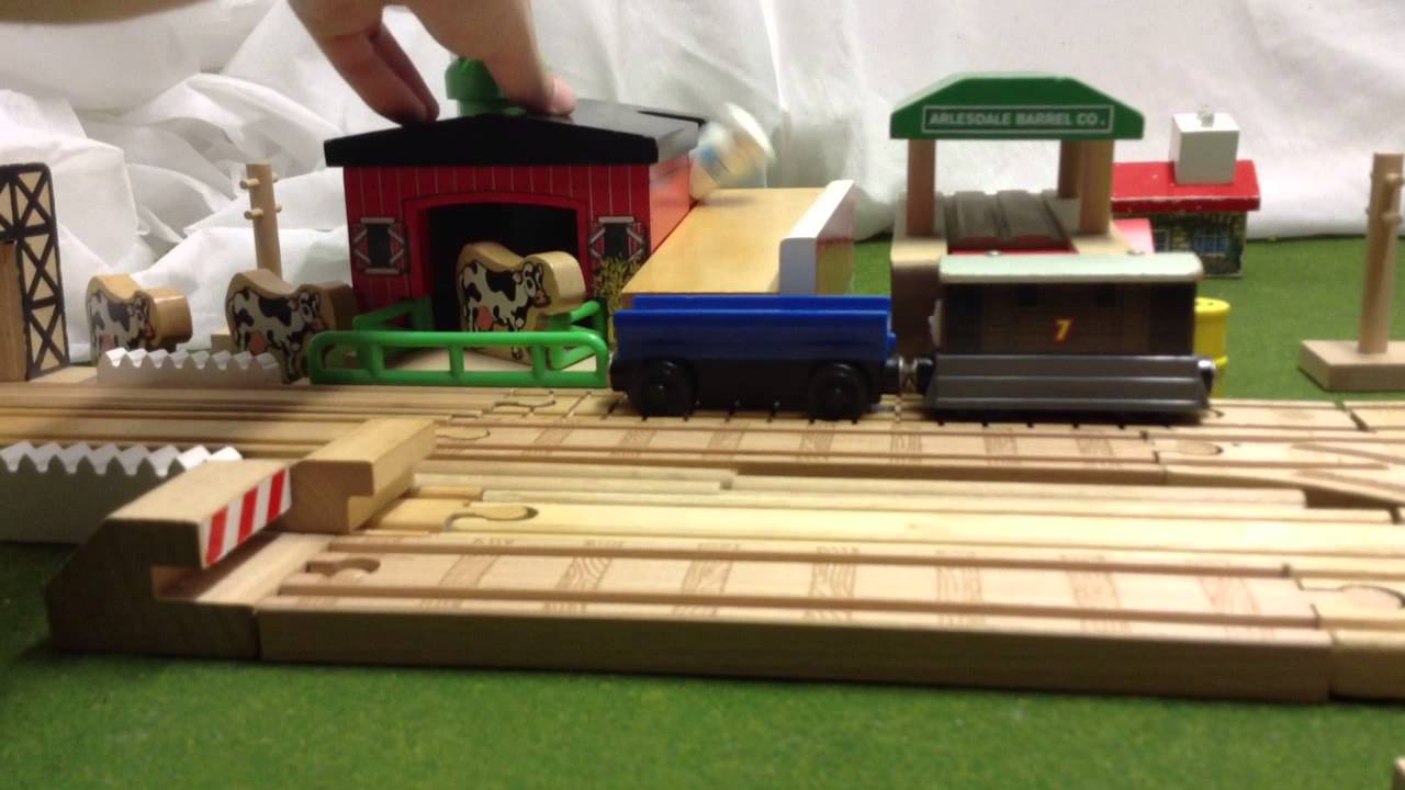 Thomas wooden railway review : Sodor Dariy farm - YouTube