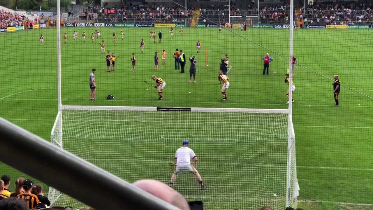 A League Of Their Own Does Hurling - YouTube