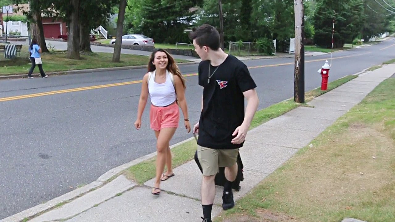 Adrianna visits the FaZe House... - YouTube