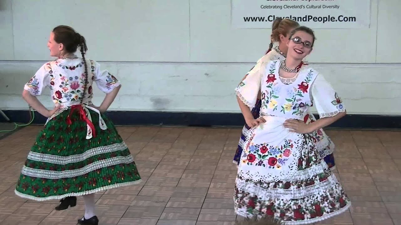 Modern Hungarian Dance by Csárdás Dance Co. - YouTube