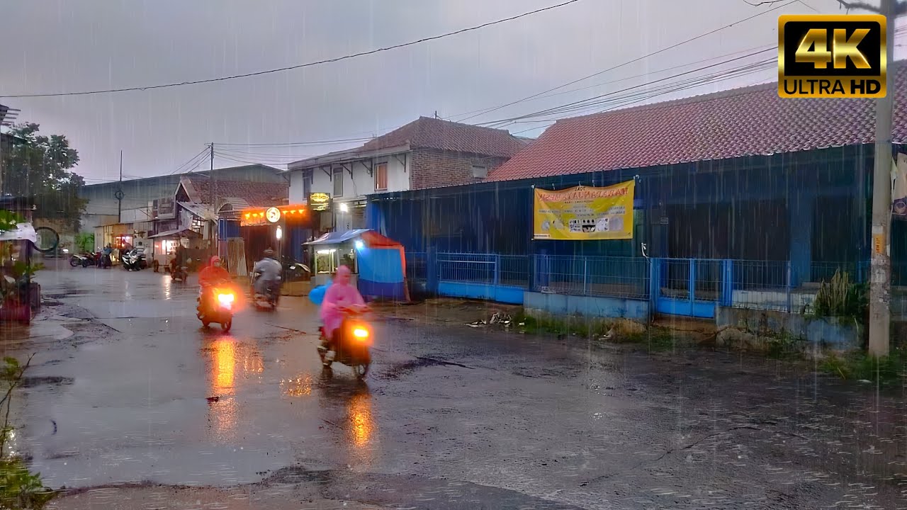 Rainy atmosphere in the afternoon | Rainy day in Indonesia | Walking in ...