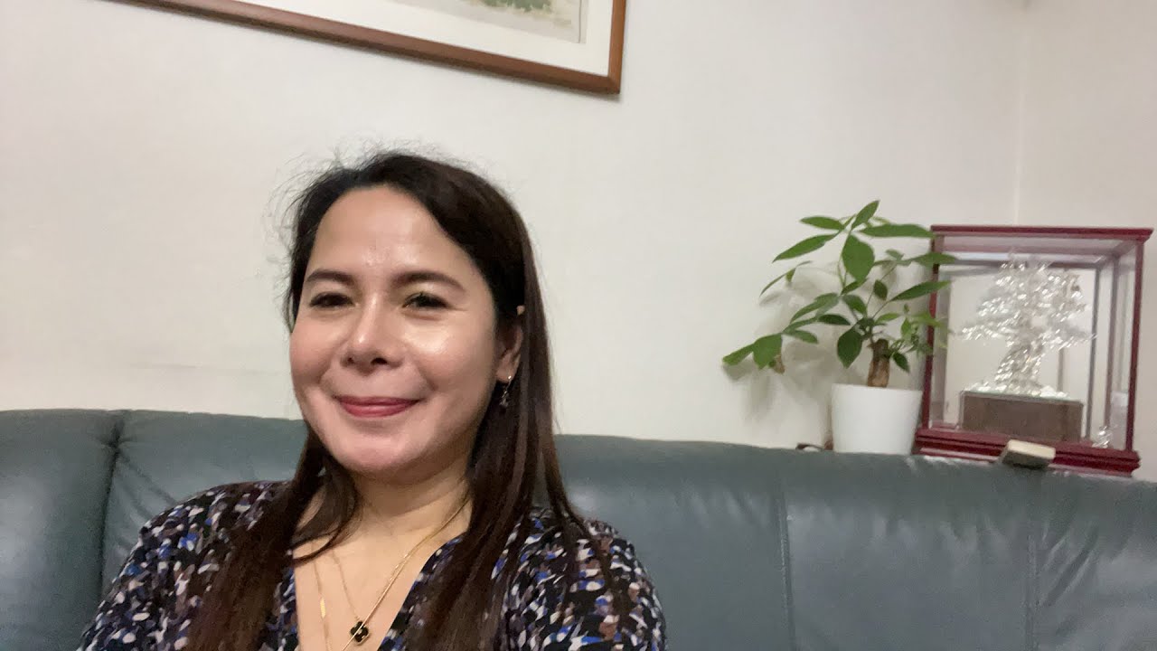 Janet’SVlog is going live! - YouTube