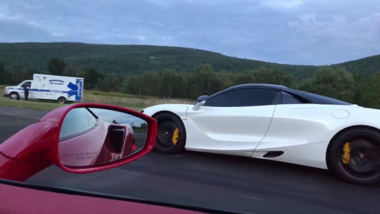 720s spider vs Pista coupe - YouTube