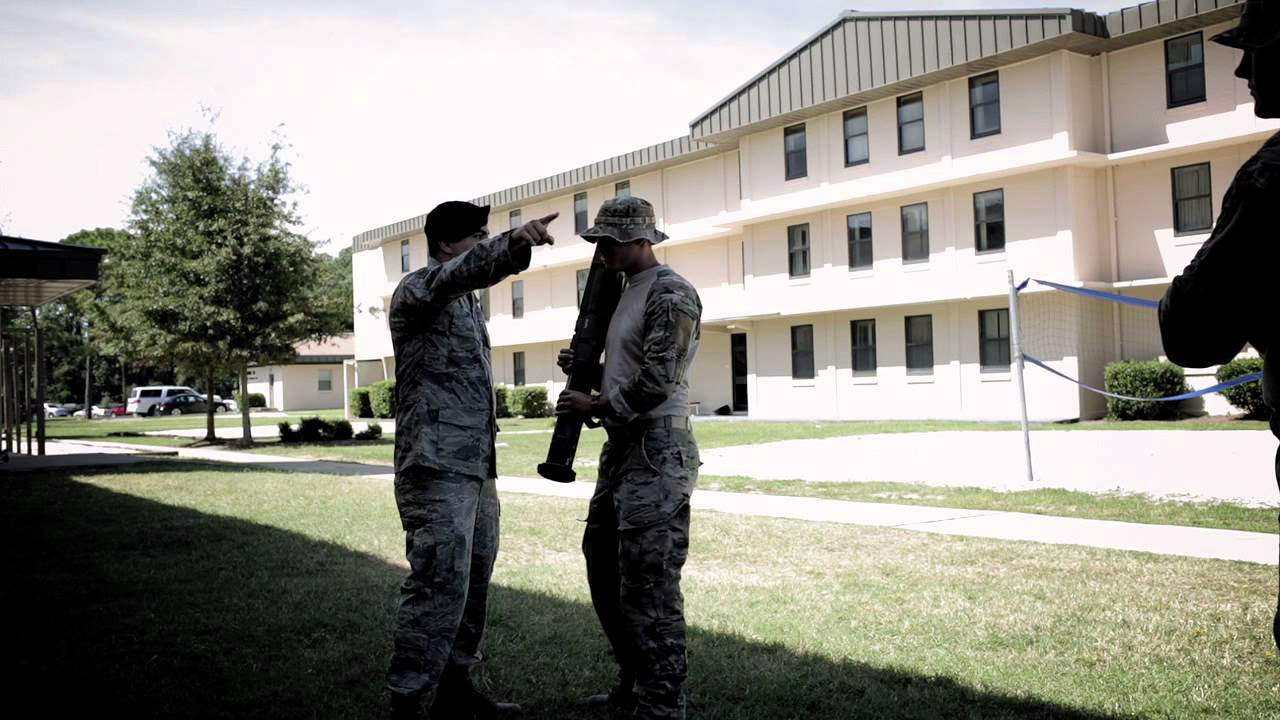 Freddiew Rocket Jump Fail - YouTube