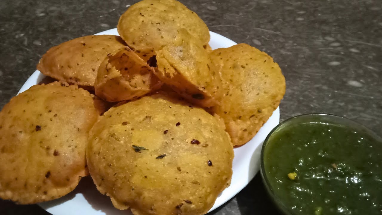 Makki Ki Pooriyan (Must Watch) - YouTube