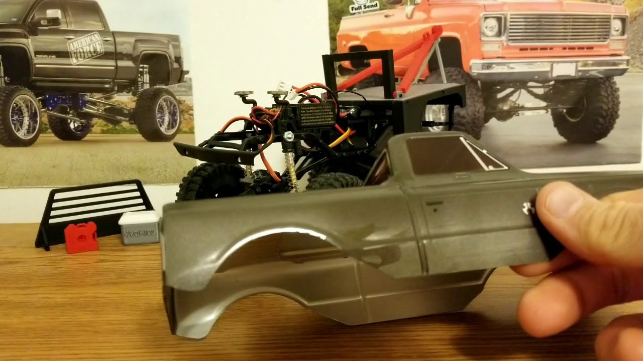 SCX24 Axial Monster Wrecker/ tow truck! - YouTube