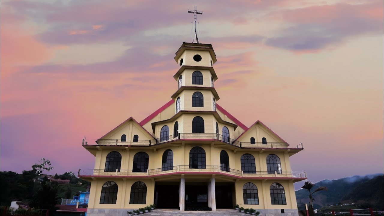 THE BEAUTIFUL CHURCH VIEW OF SATAKHA TOWN BAPTIST CHURCH - YouTube