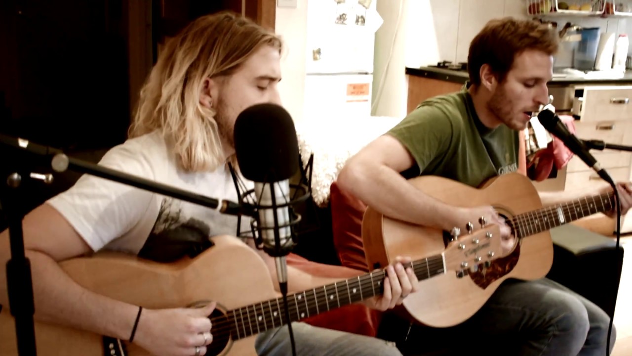 DossHouse//AcousticSesh//Climb the Attic - YouTube