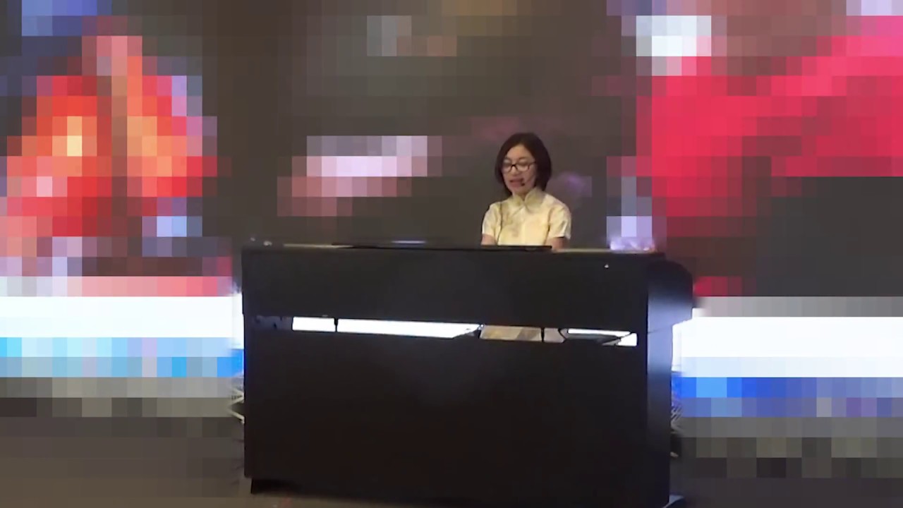 Zoe performs Zhong Guo Hua (中国话) | ECBEA awards sponsors dinner 2018 ...