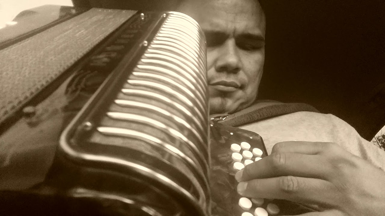 LLORAREMOS los dos Esteban Jordan - YouTube