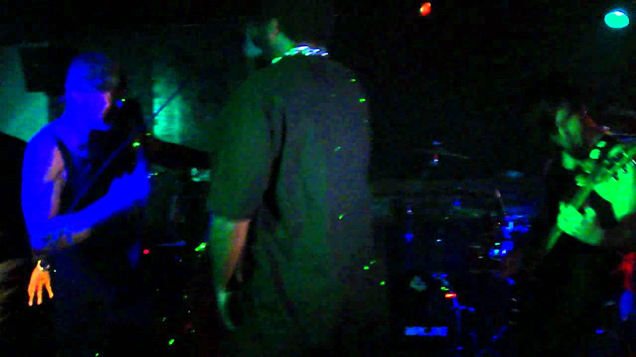 Bionic Jive - Ricochet (live) @ The Big Fish Pub 10-25-11 in Tempe, AZ ...