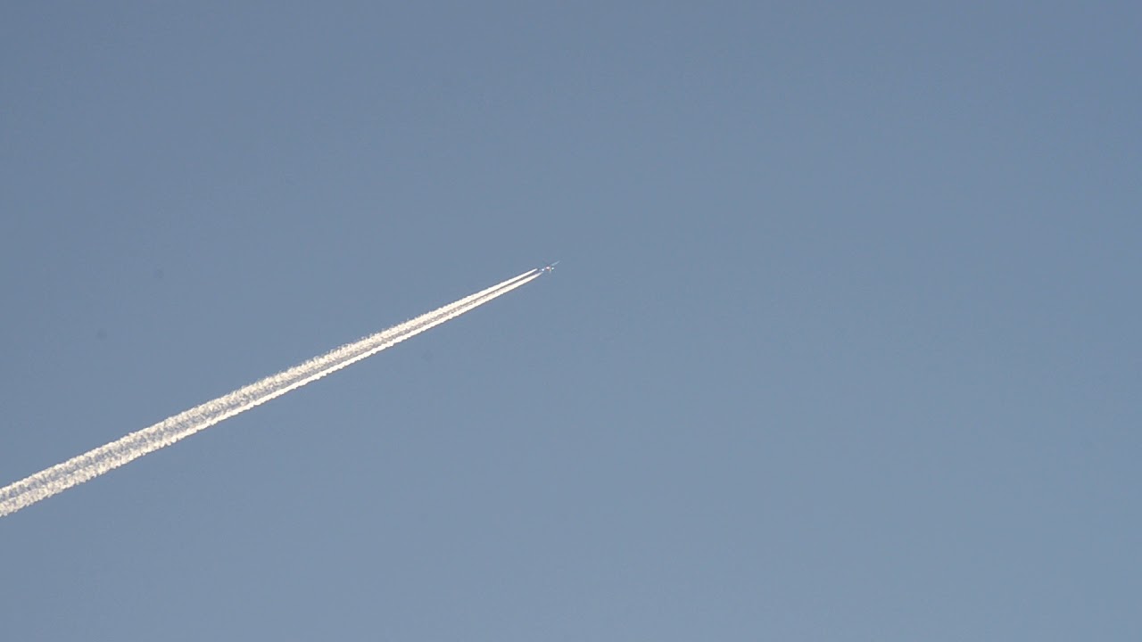 Qatar Airways flight 707 - YouTube