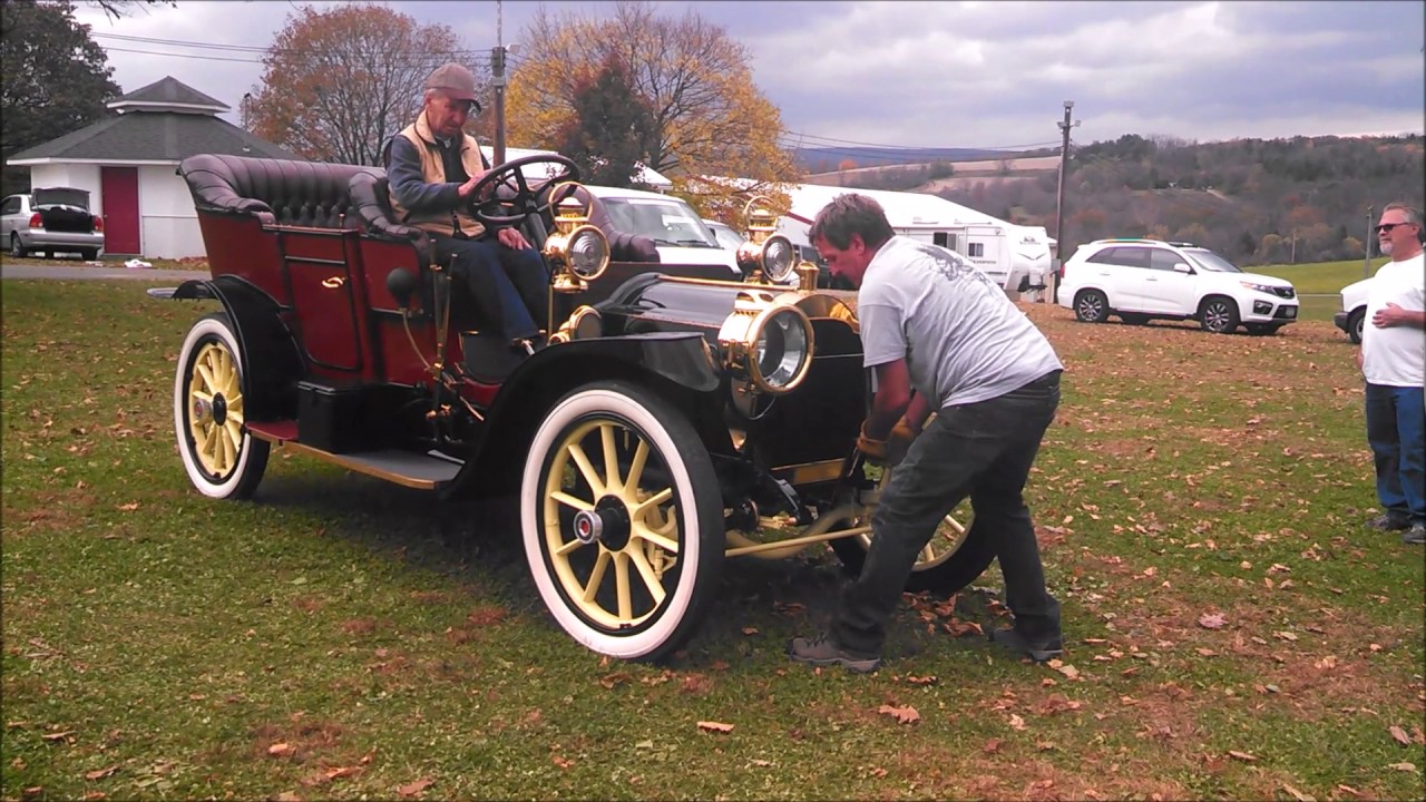 Starting a 1910 Packard - YouTube