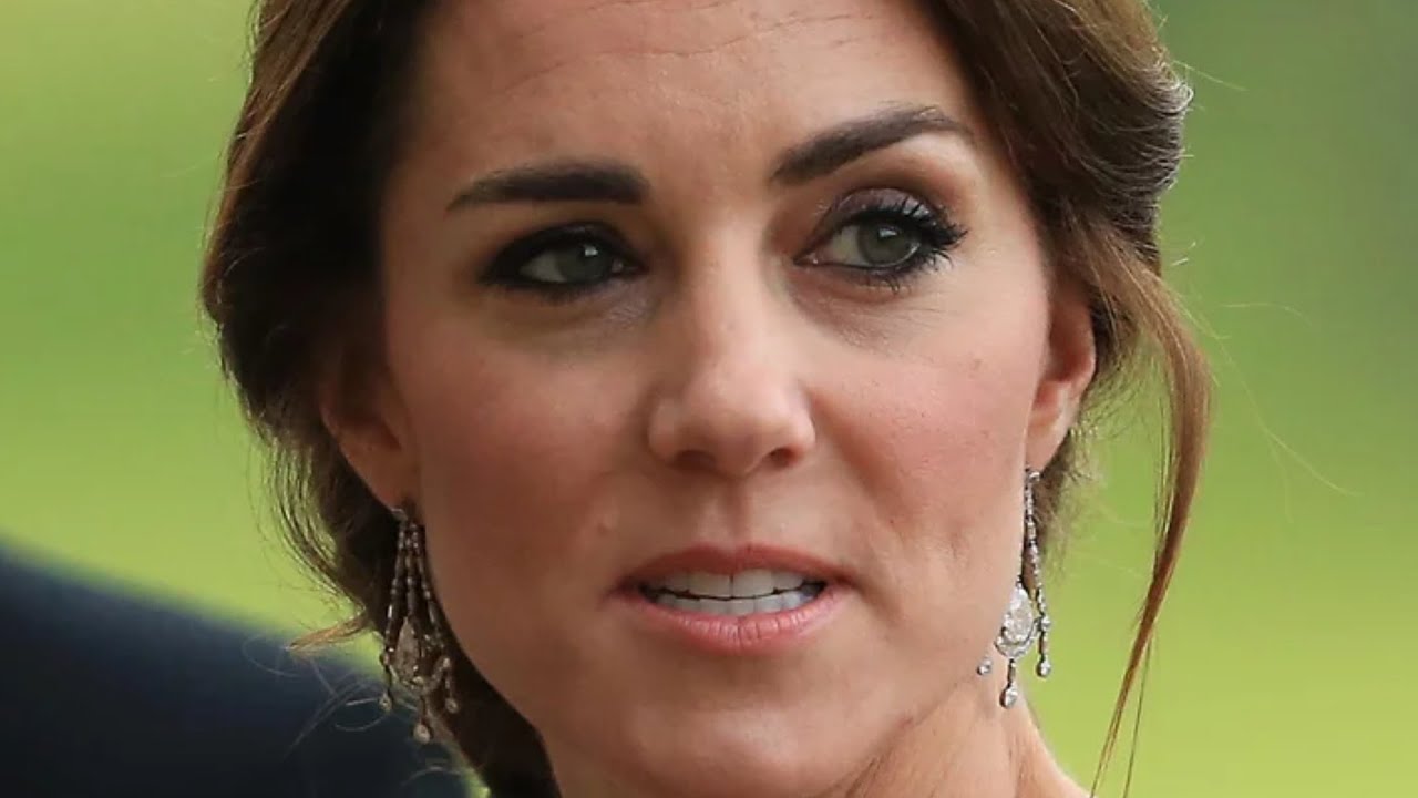 Por Qué Kate Middleton No Viajó A Balmoral Para Ver A La Reina Youtube
