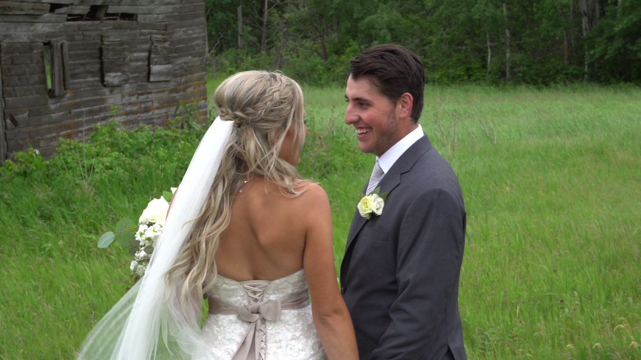 CHRIS & JEN - YouTube