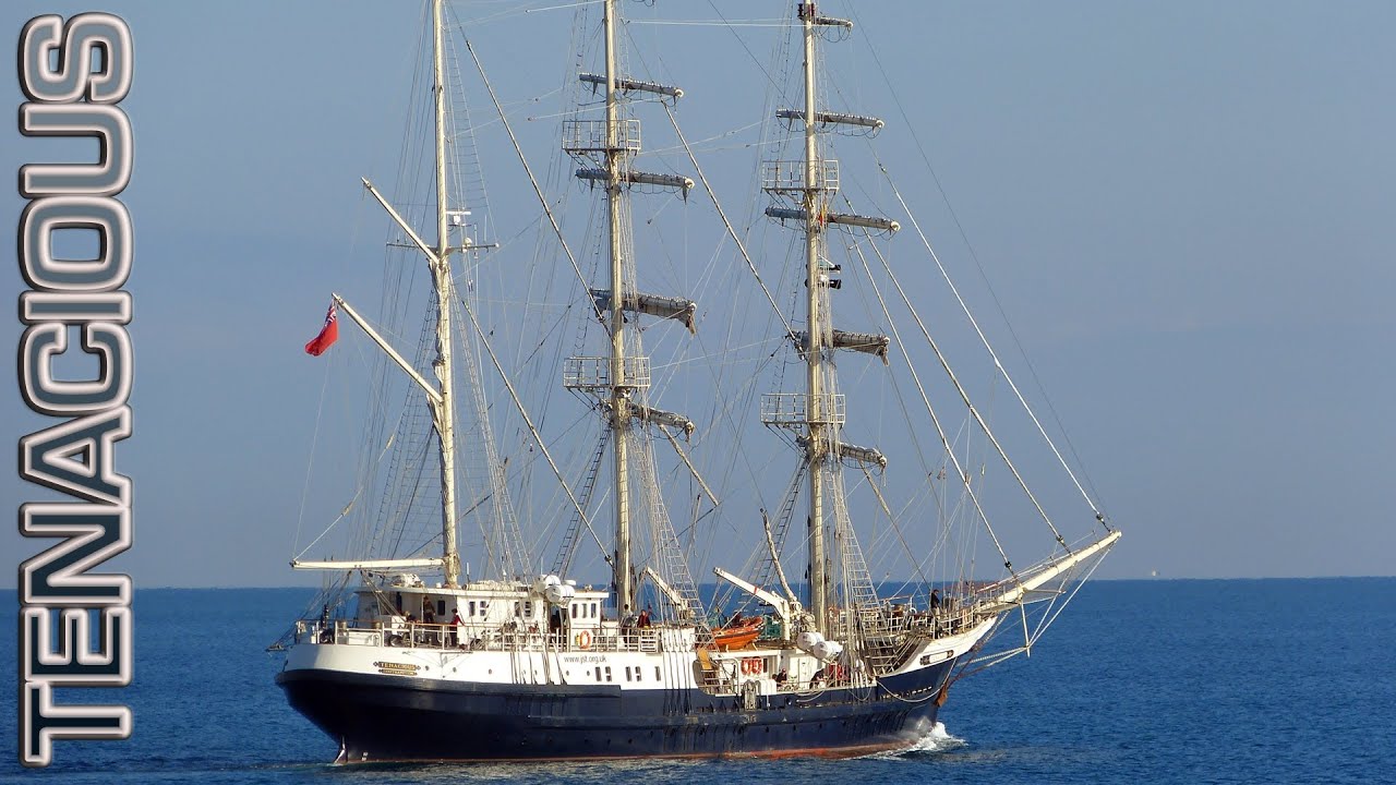 STS Tenacious Leaving Valencia [HD] - YouTube