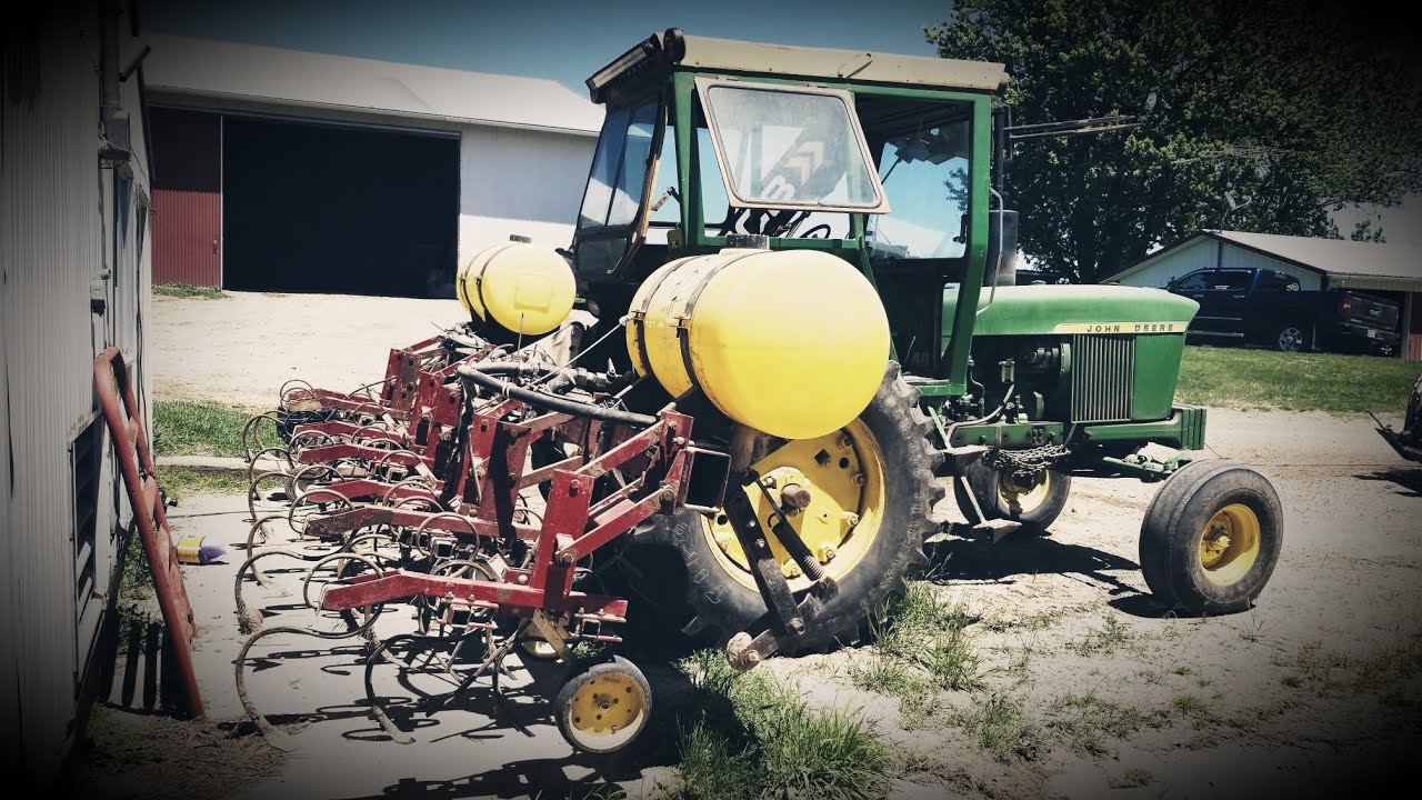 Pre-Season Noble Row-Runner and John Deere 4020 - YouTube