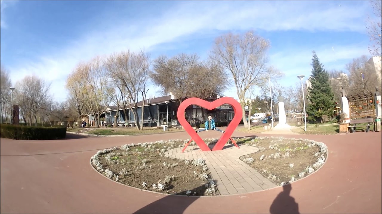 TURNUL EIFFEL IN DIZGRATIE SI FALEZA IN CALARASI 22 DEC 2019 - YouTube