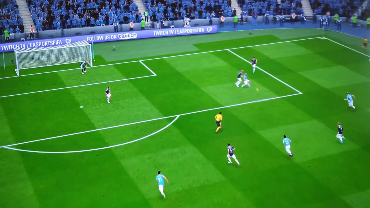 Феноменальный гол с лету 30m игрока Тоттенхэм в игре FIFA 2020 GAMEPLAY ...