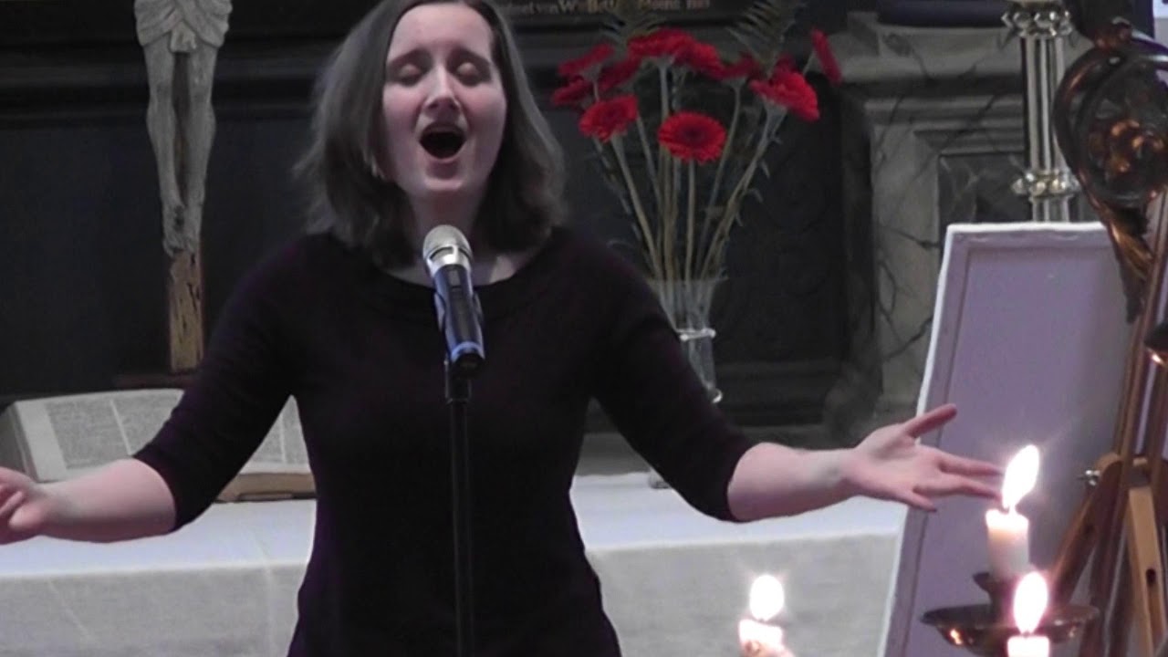 Antonia Janssen - "Gott deine Kinder" (Der Glöckner von Notre Dame ...