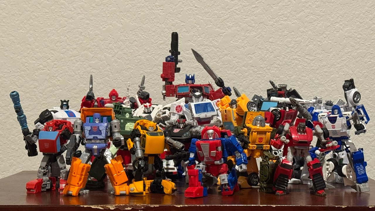 MEET THE AUTOBOT ARK CREW!!! (Transformers Regenerations Autobot Cast 1 ...