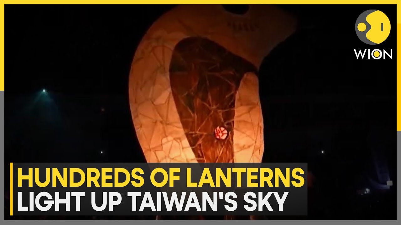 Taiwan's Top Tourist Draw: Hundreds Of Lanterns Light Up Taiwan's Sky ...