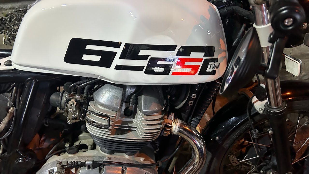 royal enfield gt continental 650 graphic design and lamination helmet ...