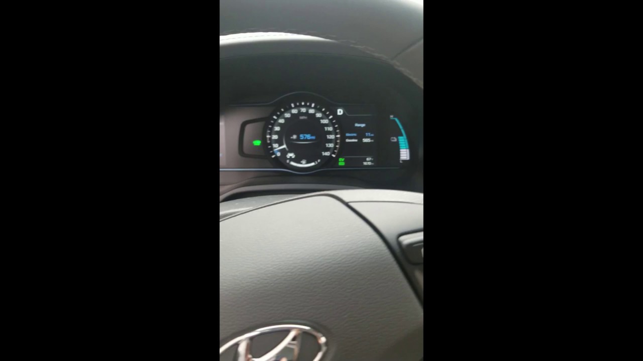 HYUNDAI KONA AND IONIQ AEB IN ACTION - YouTube
