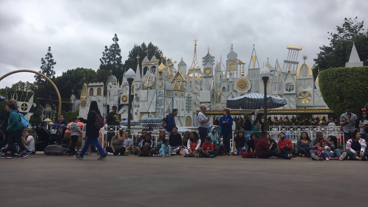 Pixar Play Parade it’s a small world 5/11/18 - YouTube