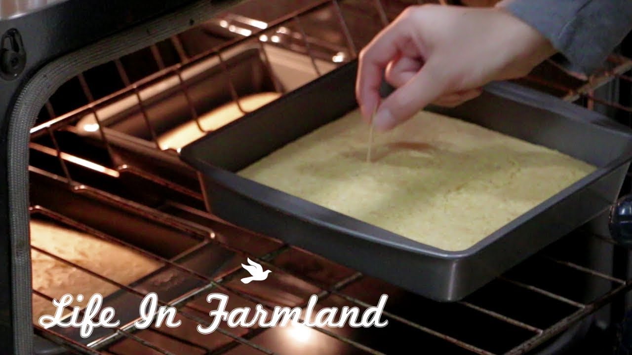 Milling Corn To Make Corn Bread - YouTube