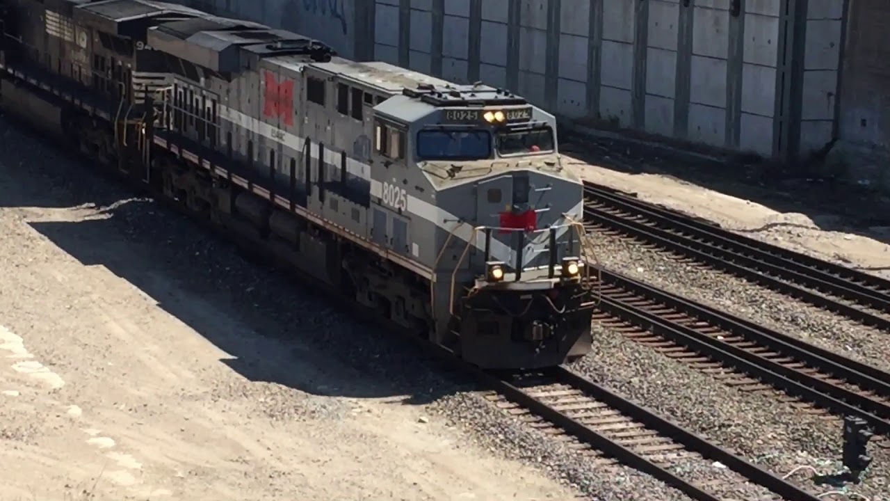 NS 8025 Heritage Unit - YouTube