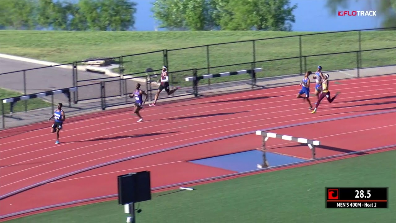 Sean Bailey Makes A 46.2 400m Look REAL Easy - YouTube