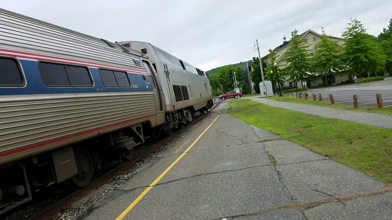 Amtrak Vermonter Train 54 at White River Junction - YouTube