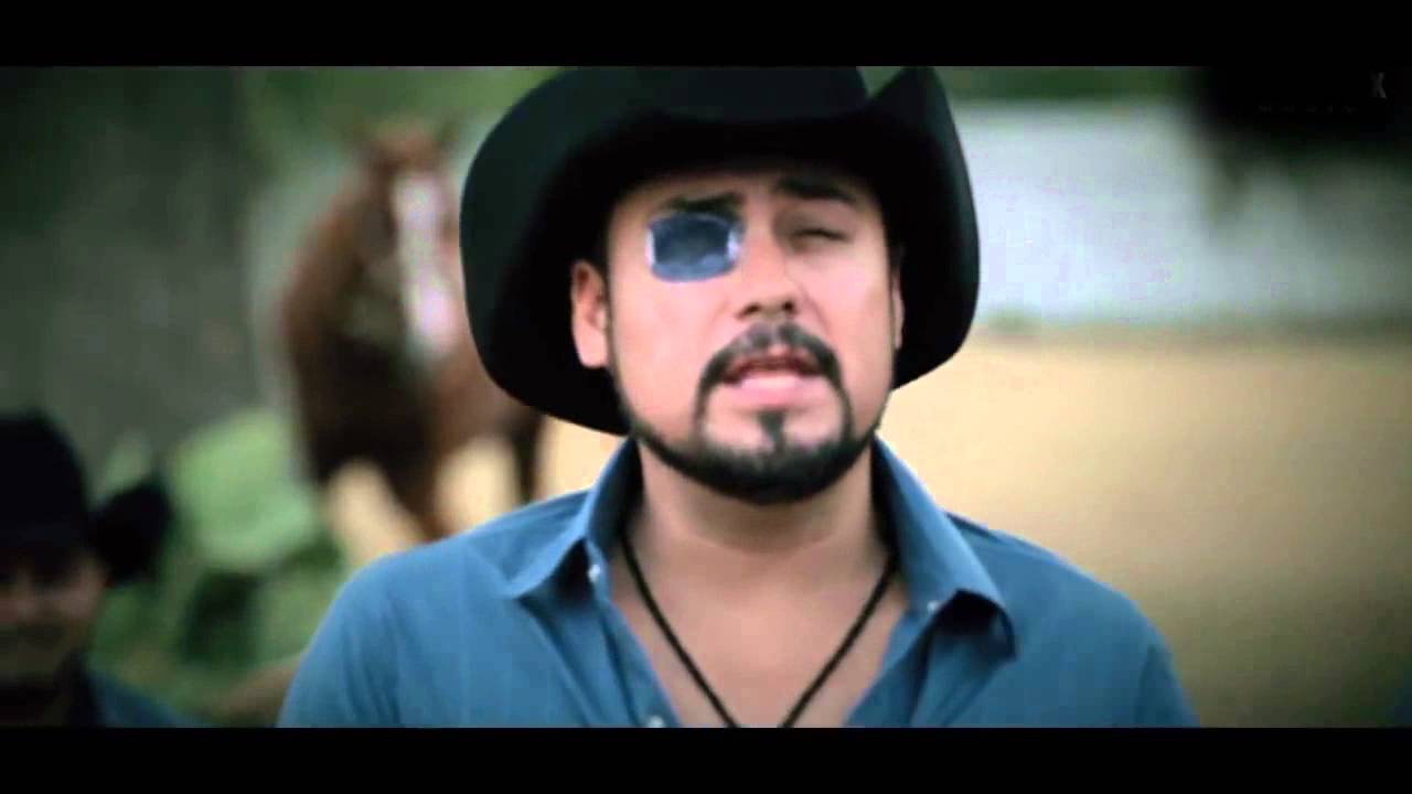 ARNULFO Jr. presentación en "La Calandria Bar" - YouTube