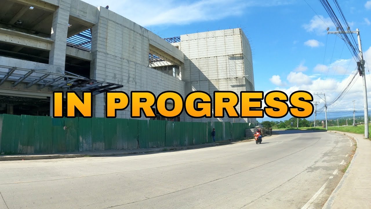 DAVAO STA. LUCIA MALL | Honda XRM Adventure | PH travel - YouTube