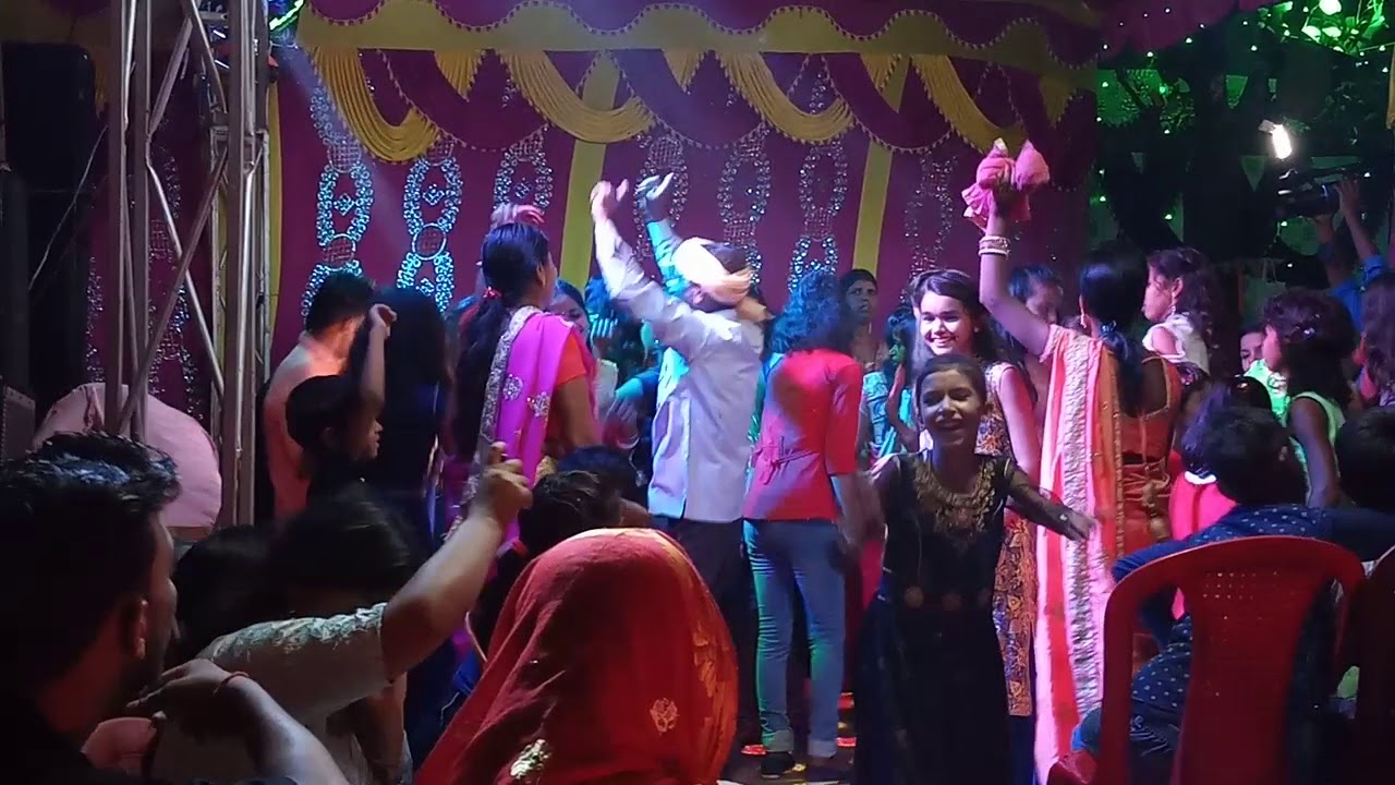 Sadi me dance - YouTube