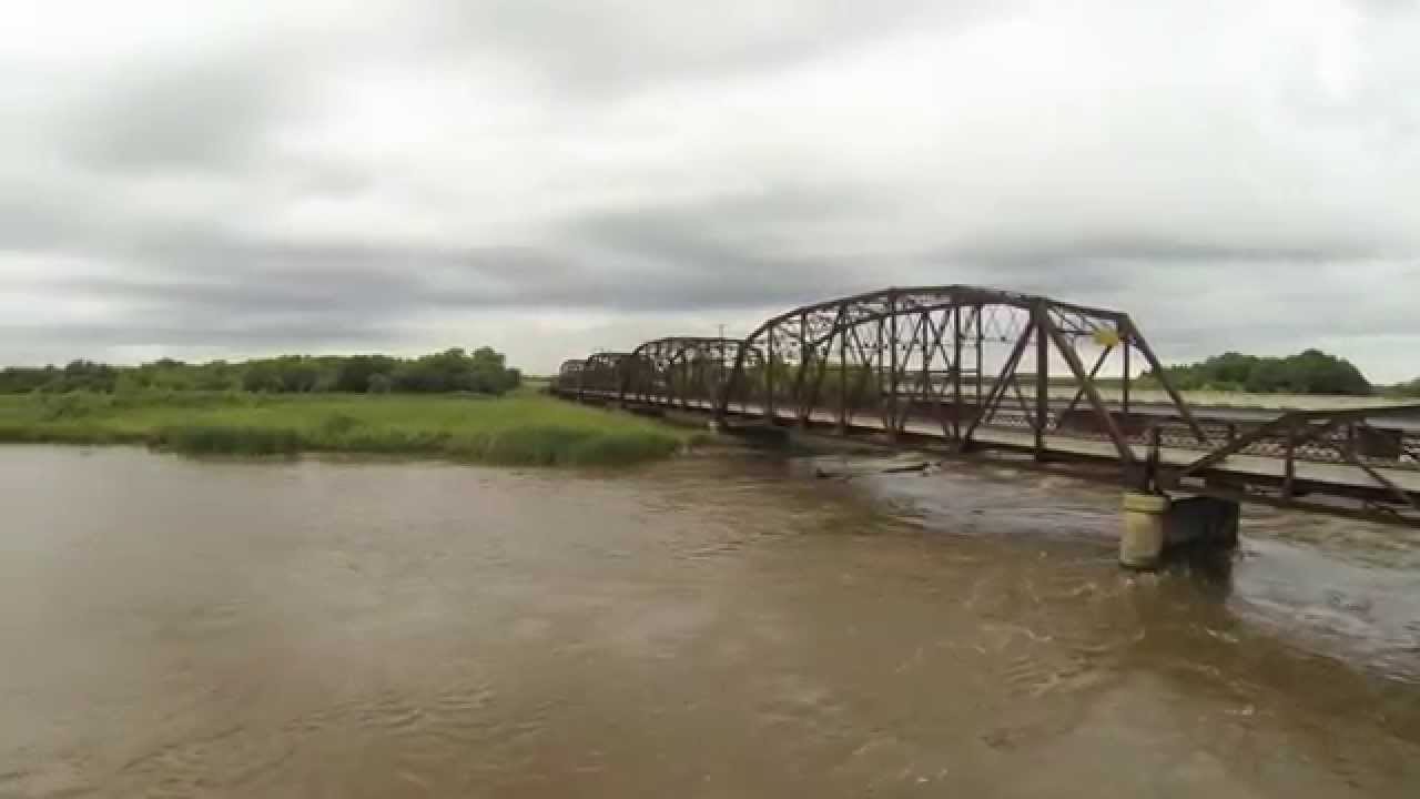 Lake Overholser/Old Rt. 66 bridge in OKC. - YouTube